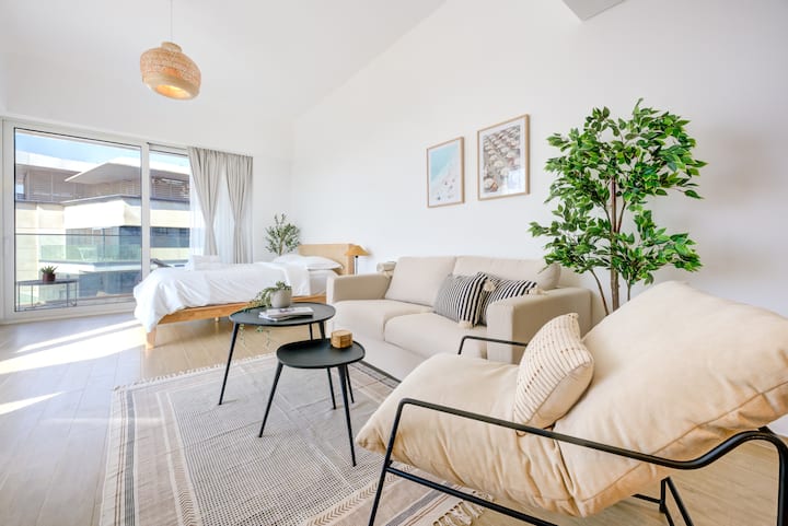 Sunny Bliss Studio At Yas Island | Private Beach - Abou Dabi