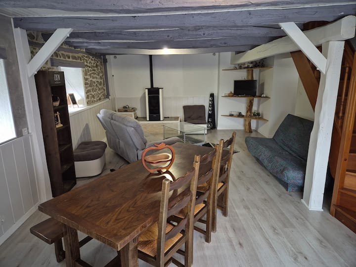 Maison En Pierre - Lac de Bort-les-Orgues