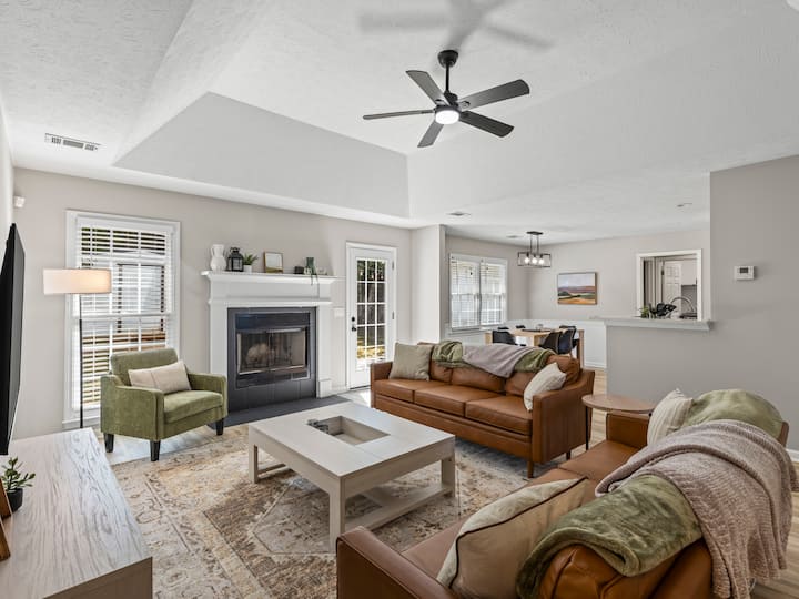 Family Retreat W/ Gameroom • Next To Fort Benning - Columbus, GA