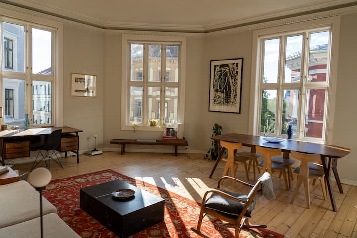 Elegant Scandinavian Apartment In Historic Oslo - Oslo