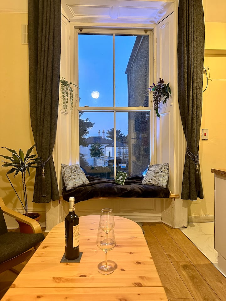 Jim's Place - Dun Laoghaire