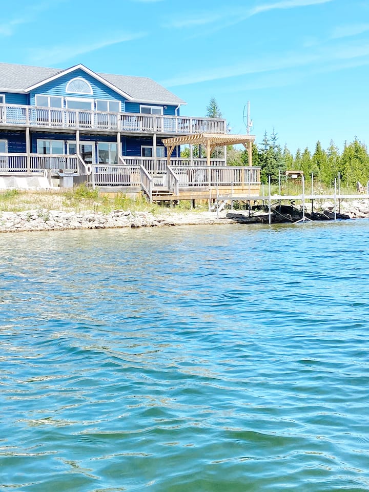 The Lake House - Tobermory
