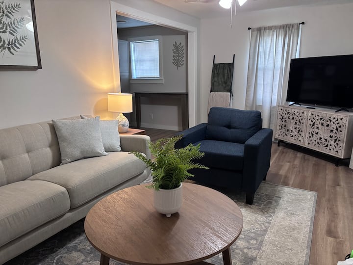 1/1 Private, Pet Friendly Apartment - San Angelo, TX