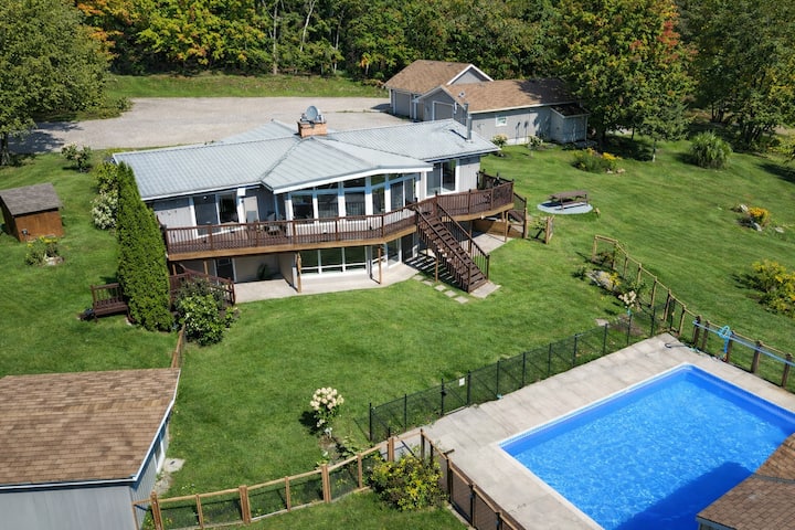 Luxury Palgrave House W/ Pool On 3 Acre - Hockley Valley
