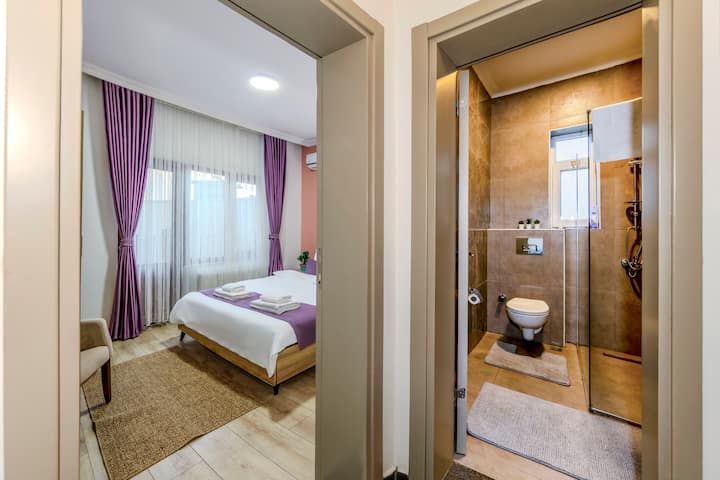 Perfect Location Near Taksim Square ,Ac - İstanbul