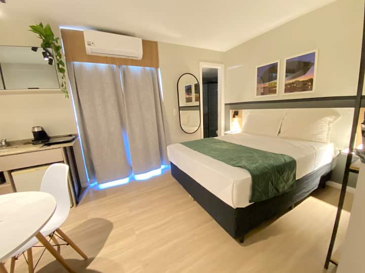 Versatil Alto Astral - Rua Xv Com Ar Condicionado - Curitiba