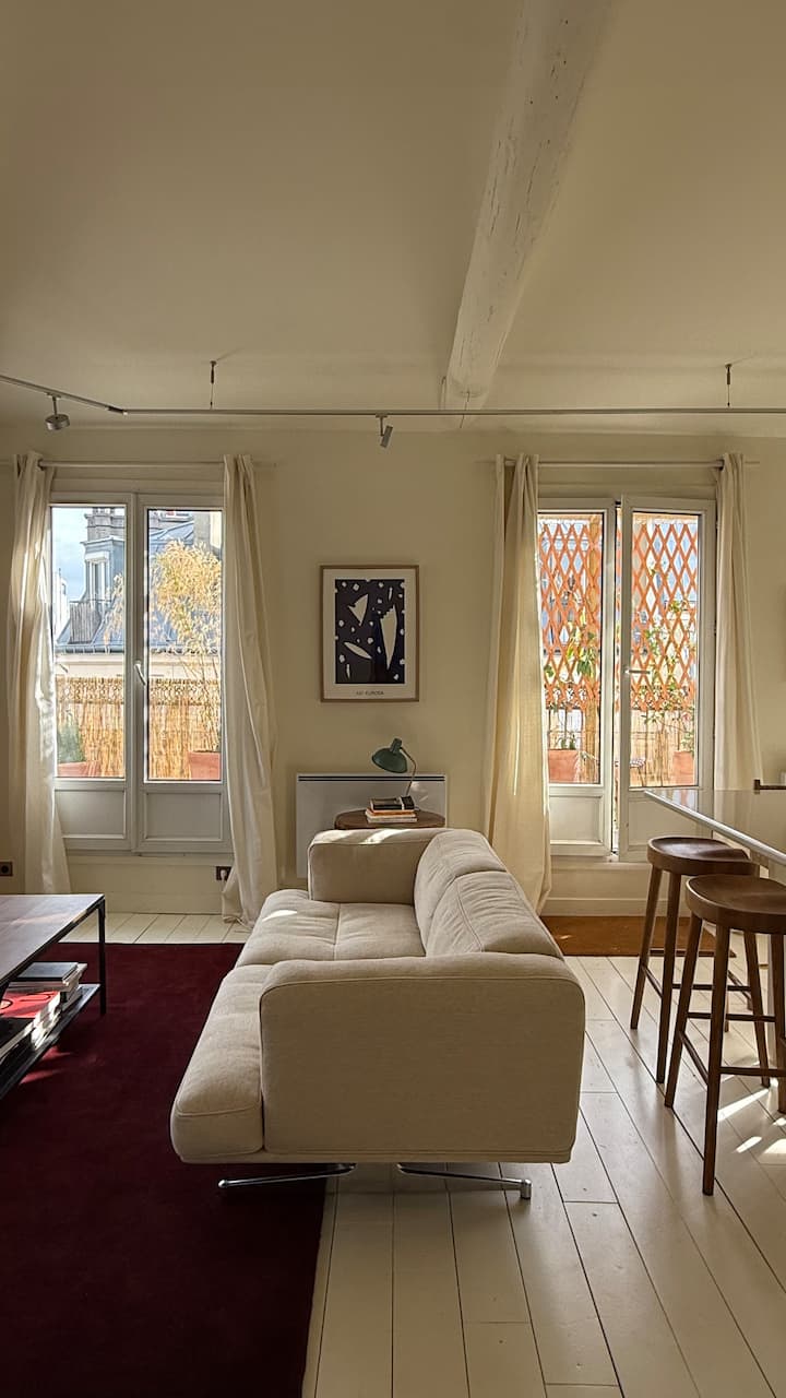 Chambre Dans Duplex Avec Sauna Et Grand Balcon - Paris