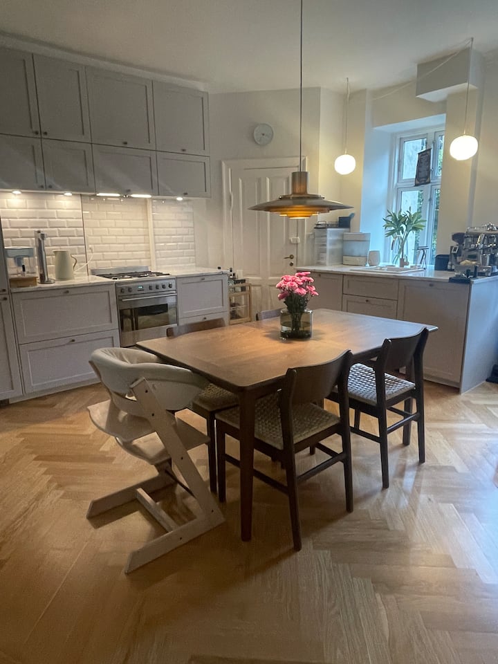 Cozy Home In The Heart Of ØSterbro, Copenhagen - Copenhagen