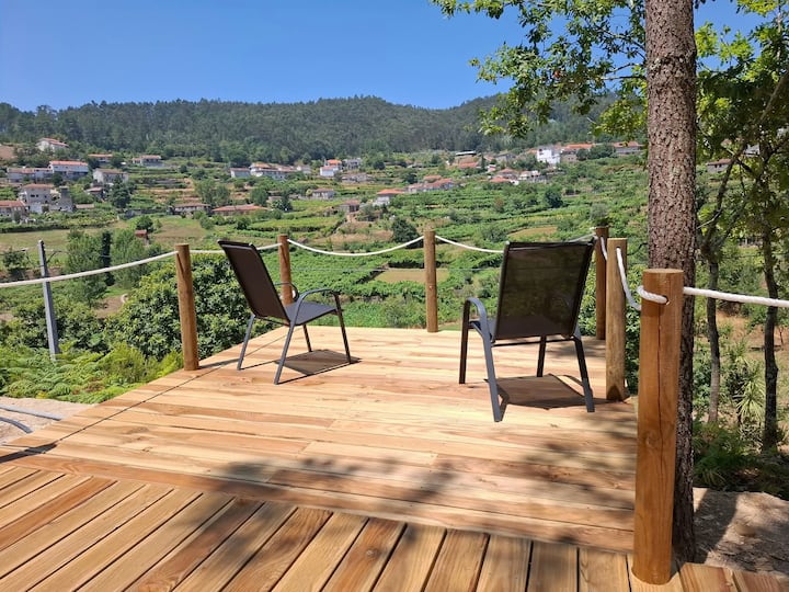 Refúgio Entre O Rio  Douro  E O Rio Paiva. - Castelo de Paiva
