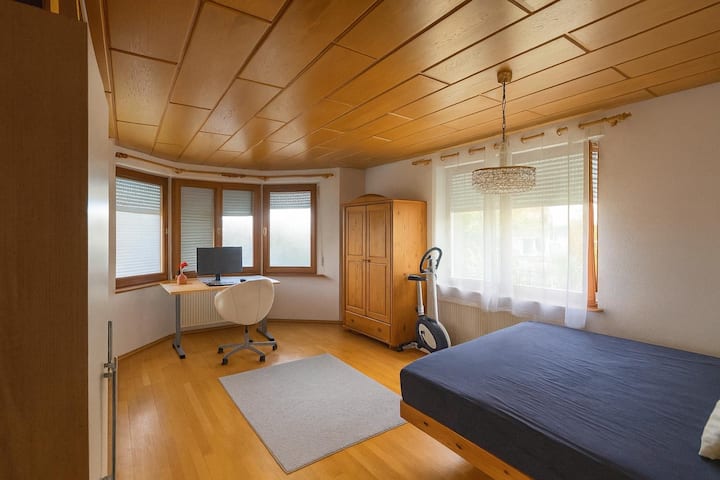 Eden's Home - Singen