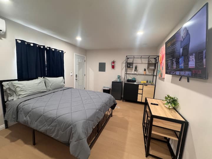Cozy Private Room With Bathroom And Kitchen C21 - Arcadia, CA