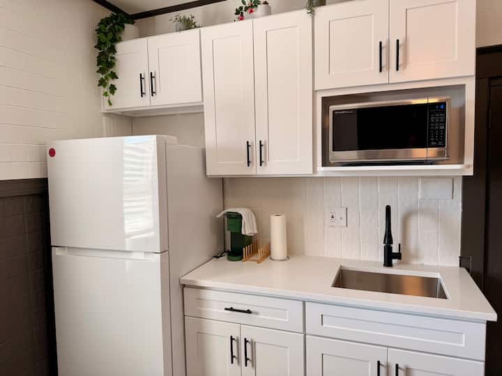 A Downtown Place To Rest Your Head & Walk To Fun! - Salt Lake City, UT