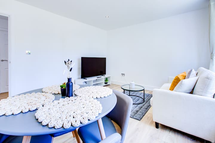 4 Bdr House - Contractors | Relocation | Business - Colchester