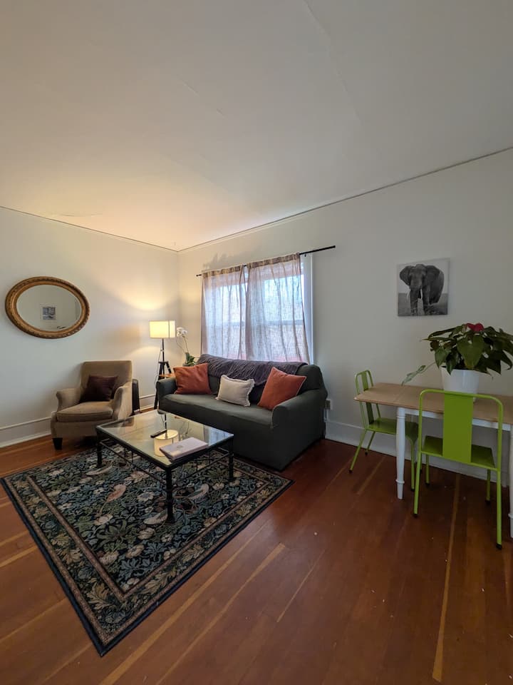 Central Bungalow - Bellingham, WA