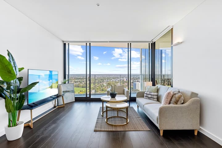 Convenient 2bed With View - Parramatta