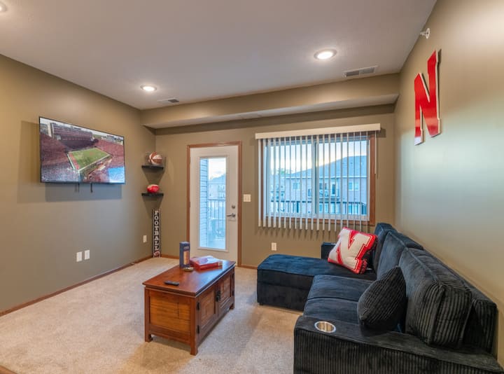 Cute Comfy Husker 2 Br •15 Min To Downtown Lincoln - Bluestem Lake, NE