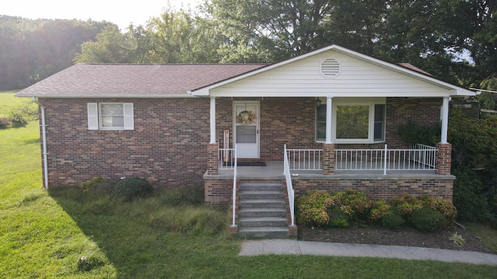 Timeless In Tennessee - Johnson City, TN