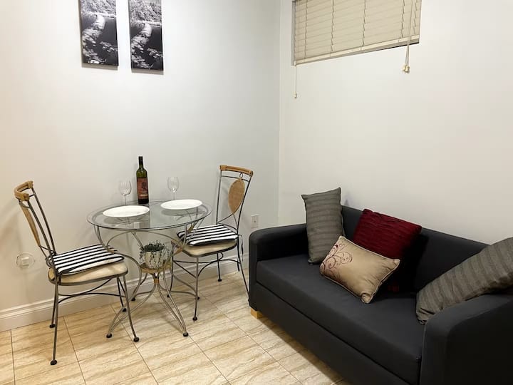 Lovely & Cozy Guest Suite Great Location! - Vancouver