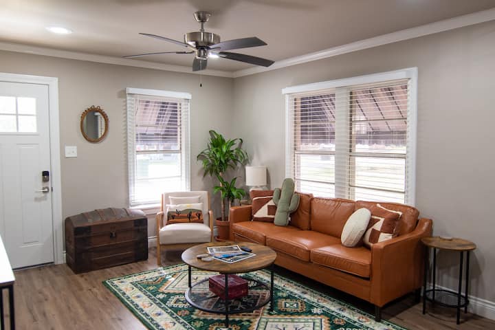 The 12th Flan 2mi-a&m - ブライアン, TX