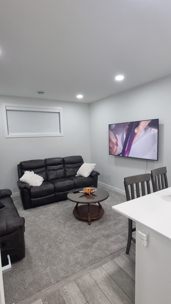 Linwood Court - Calgary