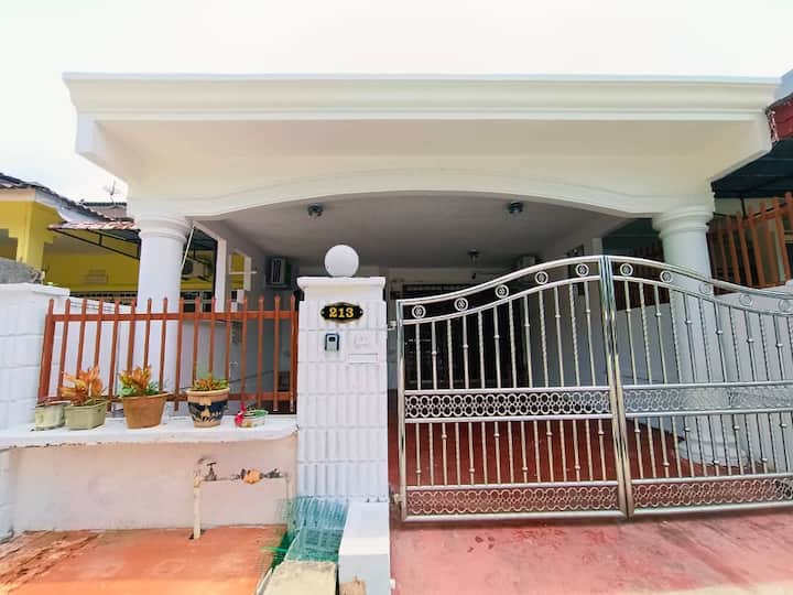 Kulai Tamandesa 4r11pax Walk 99speedmart 1.5story - Kulai