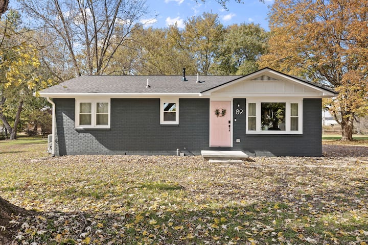 Charming Home Just 30 Minutes North Of Nashville - Splash Pad, White House