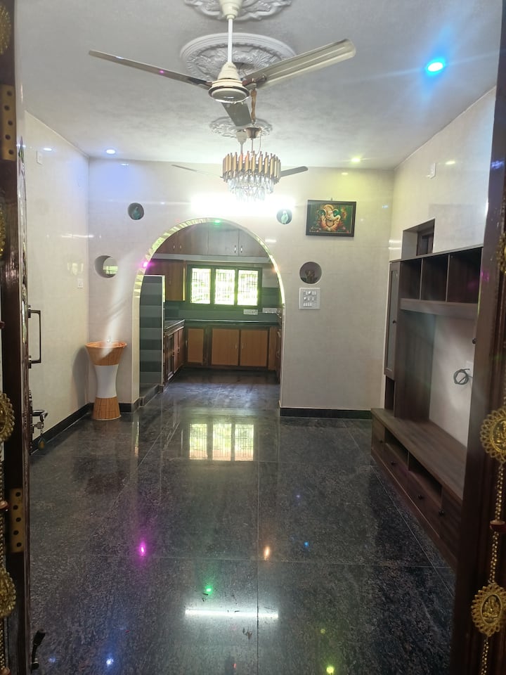Homestay Tirupati Near Kanchi Peetam,iskcon,alipir - Tirupati
