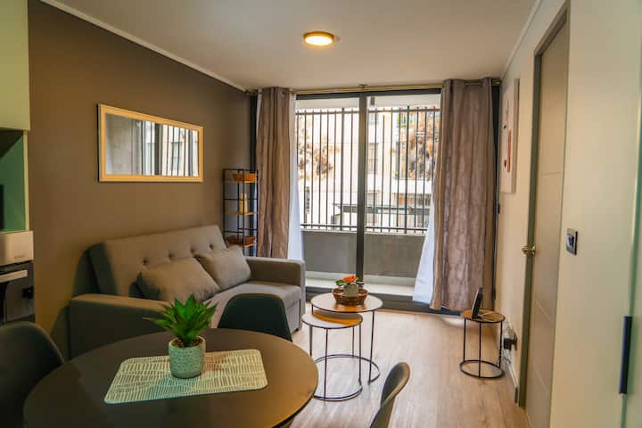 Departamento 1d+1b +Sofá Cama, Metro Santa Ana - Chile