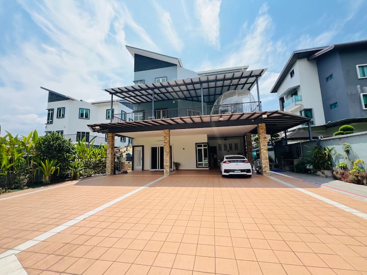 3km To Utar Sungai Long | Party House, 45pax 20car - Kajang