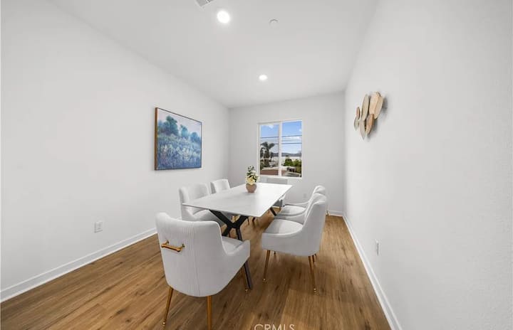 Convenience Is Key - Orange County, CA