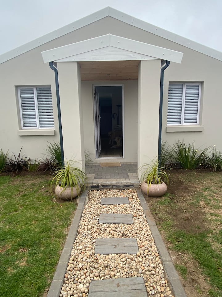 3b In Tudor Gardens, Springfield - South Africa