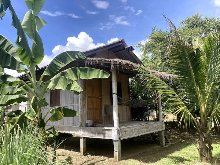 Quiet Riverside Stay With Nature & Fruits Garden - Mae Hong Son