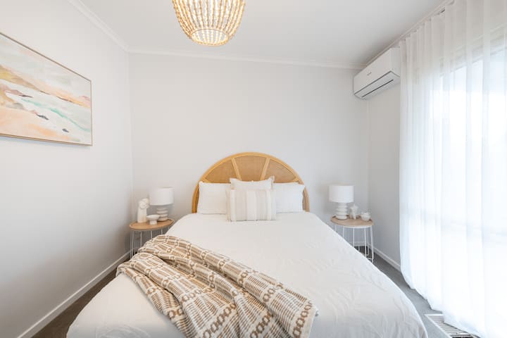 Ocean Breakaway, Your Coastal Retreat! - Point Lonsdale