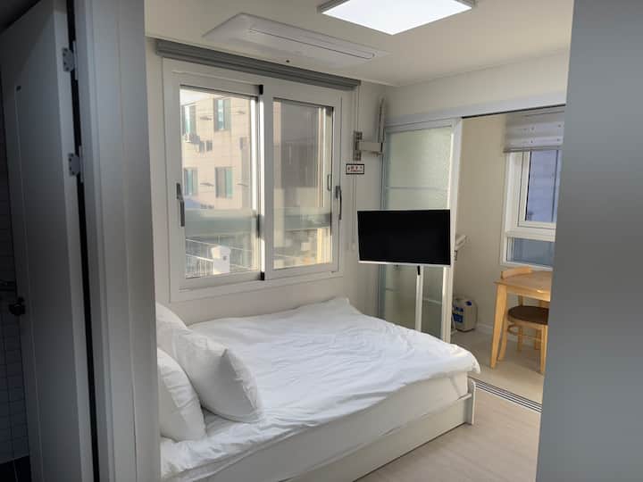 Neat City Relaxation Sunset 35/hongdae/yeouido - Seoul