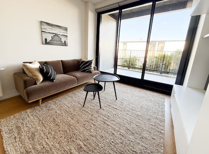Urban Erskine | Bright And Modern 2 Beds Apartment - Wellington