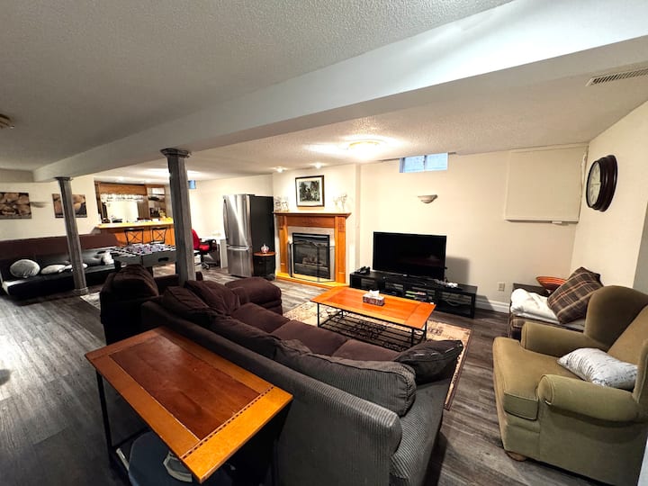 Spacious Entire Basment With A Hospitality Touch - Mississauga