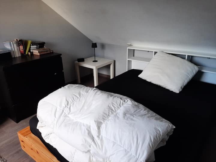 2 Kms Du Circuit Des 24h Du Mans. - Le Mans