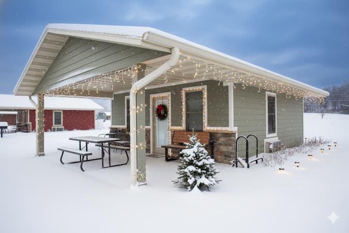 Hidden Falls Cabins & Rv Park Cabin #2 - Nebraska City, NE