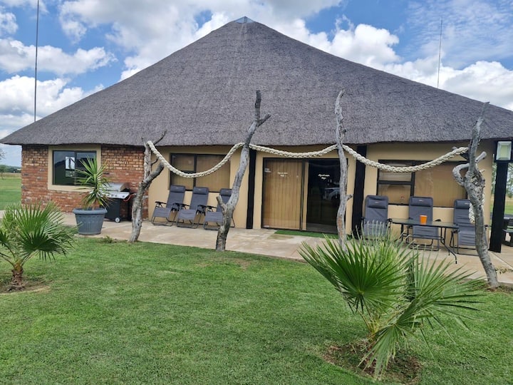 Exceptional 5 Star Lodge - Carletonville