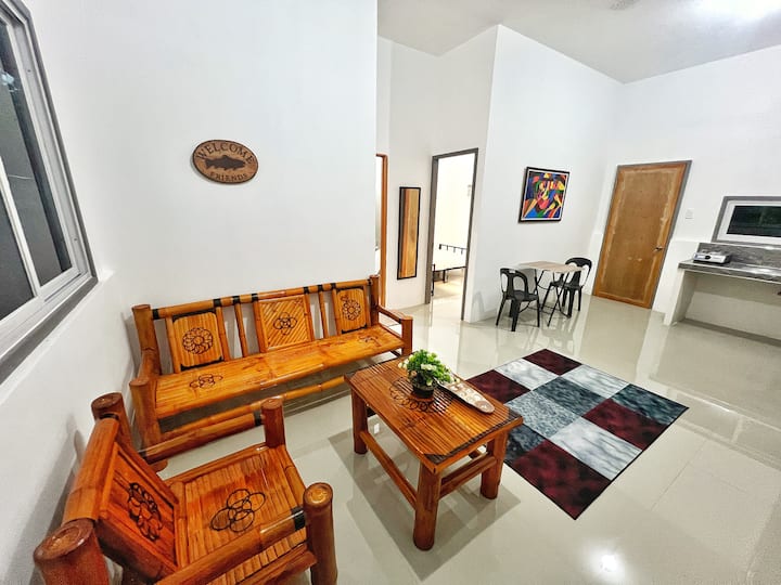 Cozy 2 Bedroom Apartment In Dauin, Negros Oriental - Dauin