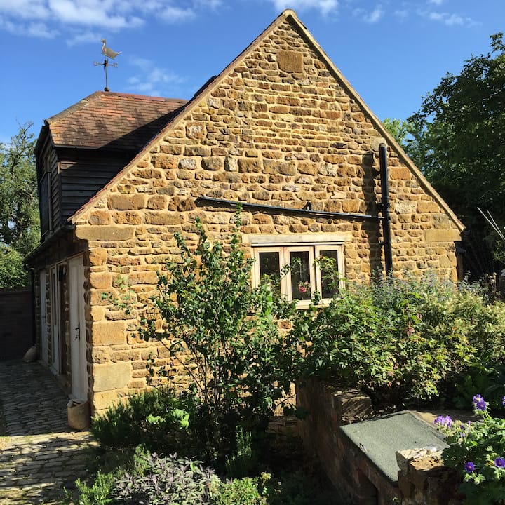 The Coachhouse, Merriemore Cottage, Sawbridge - Draycote Water