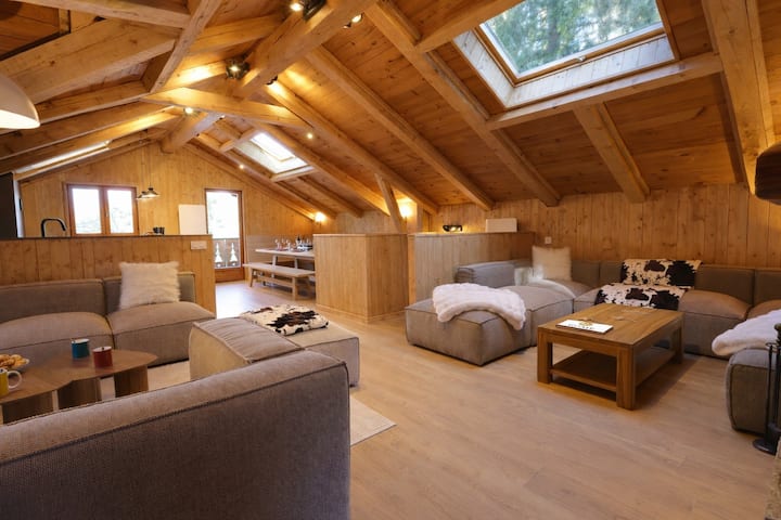 Chalet Entièrement Rénové à Courchevel La Tania - Les 3 Vallées