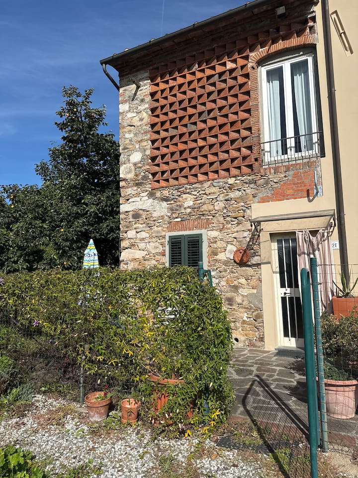 Appartamento In Campagna-semplice E Funzionale - Lucques