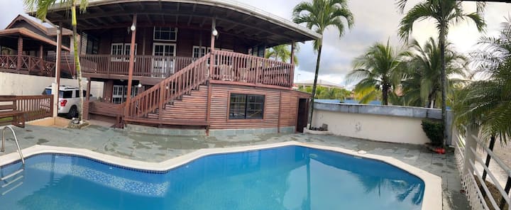 Beachfront Omoa Getaway | Pool, Pool Table For 10 - Omoa