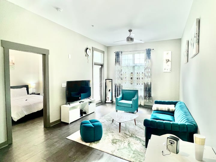 Peaceful Place Uptown Retreat, Stay Vacation Spot - First Ward - Charlotte