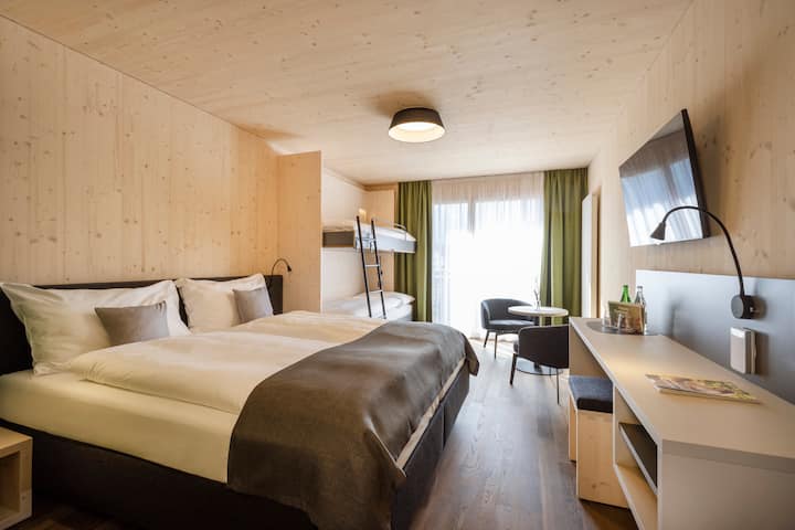 Friends & Family - Aves Savognin - Lenzerheide