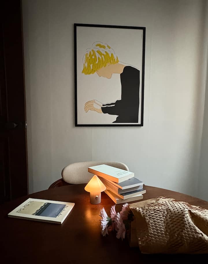 [전포 핫플 1분]퀸베드2/무신사/꿀잠독채/서면5분/전포역7분/짐보관 - Busan