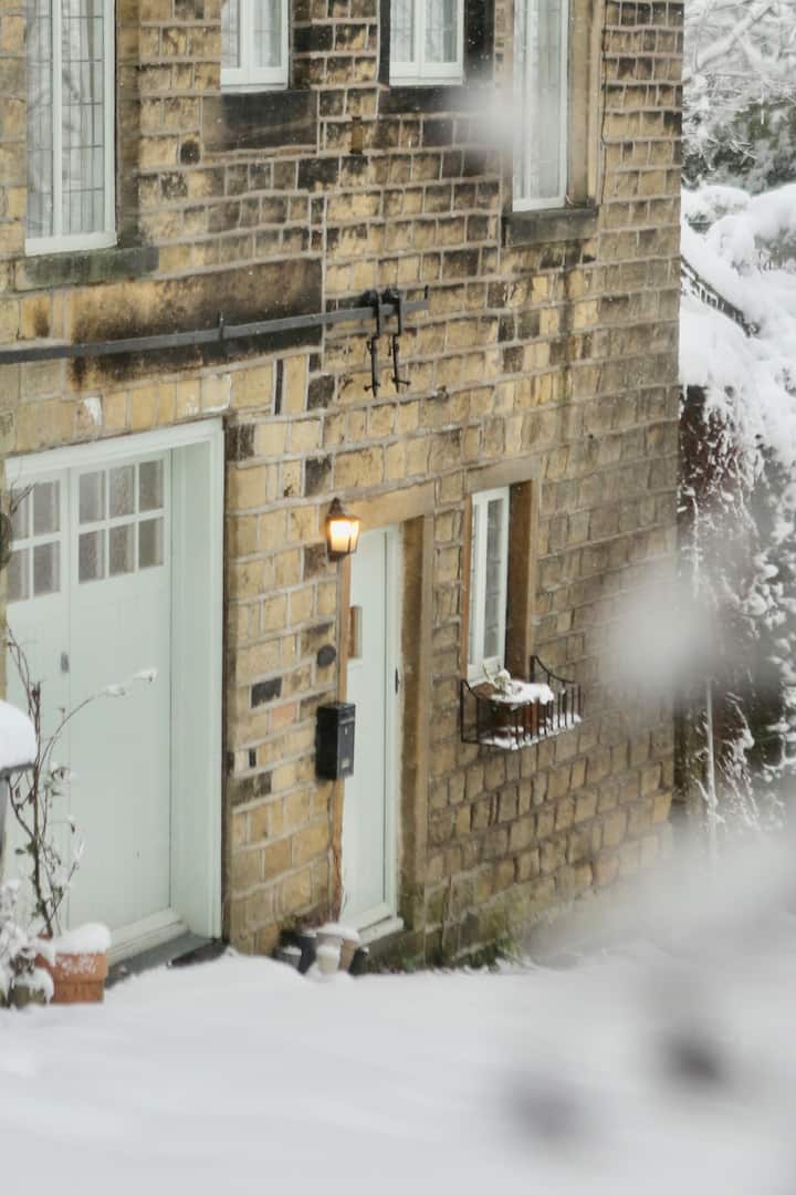 The Old Coach House - Hebden Bridge