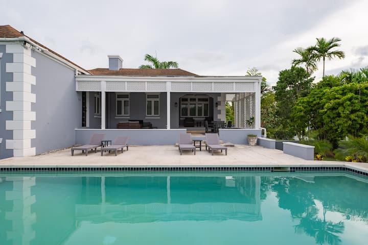 Greystone Unit 1 | Modern & Coastal Home - Nassau