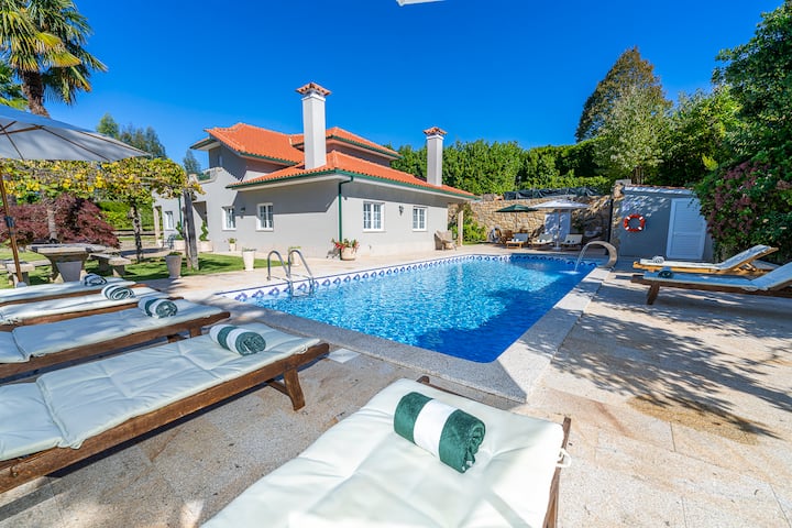 Terra Lima Villa: Refúgio P/ 11 Perto Do Golfe - Ponte de Lima